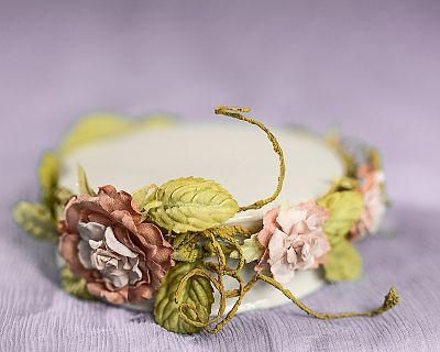 Paper Rose Vine Porcelain Base - JustCakeToppers.com